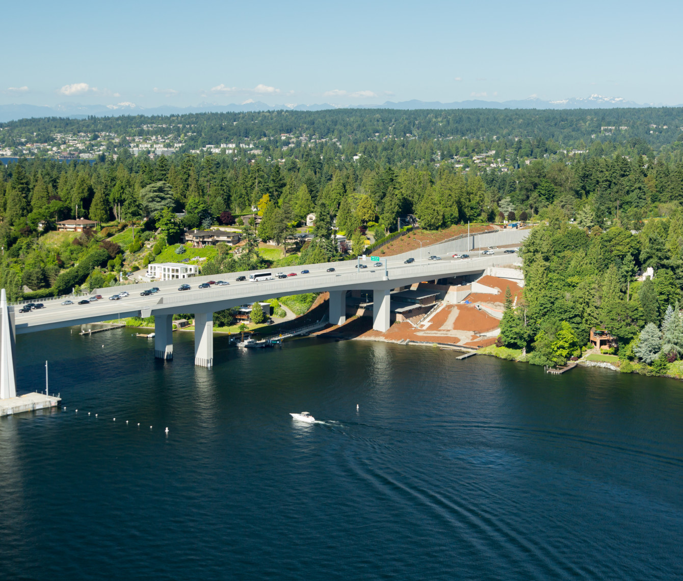 SR 520 Floating Bridge and Landings - Helix Design Group